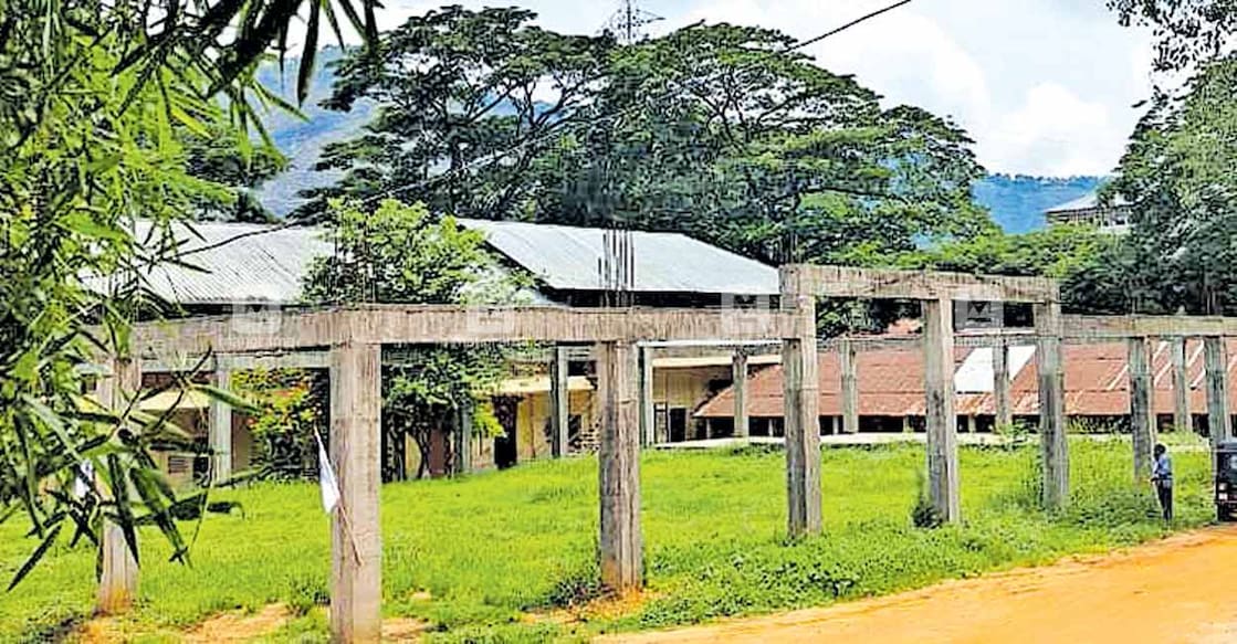 ഉദ്ഘാടനം കെങ്കേമം; വൈദ്യുതിയില്ല, വെളിച്ചവുമില്ല, കുട്ടികൾക്ക് ദുരിതം