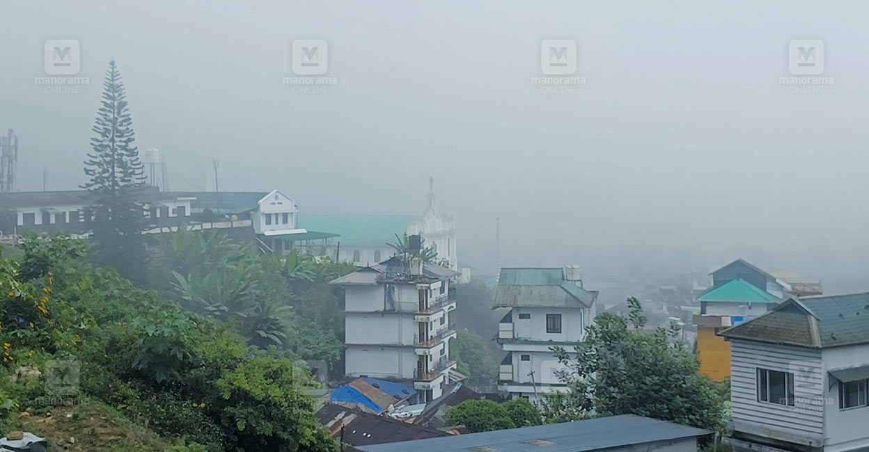 ഇത്രയും വലിയ മൂടൽമഞ്ഞ് അടുത്ത കാലങ്ങളിലൊന്നും ഉണ്ടായിട്ടില്ല; മഞ്ഞി ...