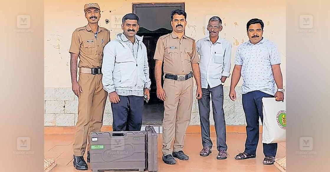 ബൂത്തുകളിലെത്താൻ കിലോമീറ്ററുകൾ താണ്ടണം; വോട്ട് ചെയ്യാനും കഷ്ടപ്പാട് ...