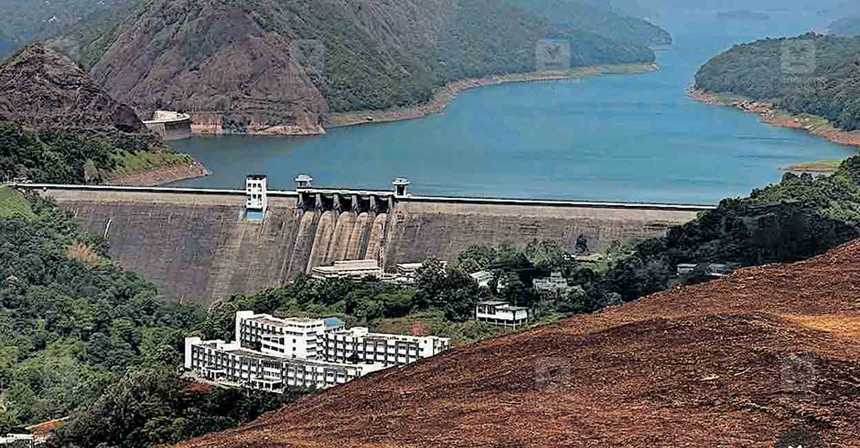 ‘ഡാ മോനേ, അതു ലോക്കാ!’, ഇനി അങ്ങനെയങ്ങ് വൈറലാകേണ്ട; വൈറൽ വ്യൂപോയിന്റിലേക്കുള്ള പ്രവേശനം തടഞ്ഞു ...