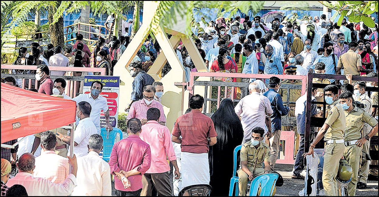പൊതുതിരഞ്ഞെടുപ്പിനൊത്ത വീറും വാശിയും