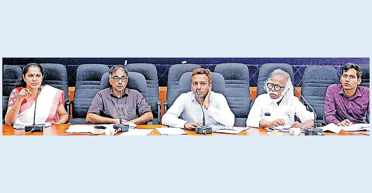 റെയിൽവേ സ്റ്റേഷനിൽ പ്രീപെയ്ഡ് ഓട്ടോ കൗണ്ടർ ഉടൻ