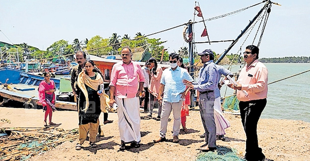 അഴീക്കൽ മത്സ്യബന്ധന തുറമുഖത്തിന് രണ്ടു വർഷത്തിനകം നവീനമുഖം