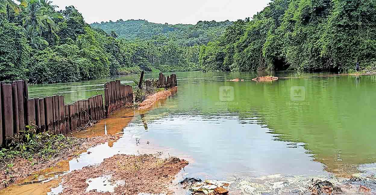 ജലസ്രോതസ്സില്ല; പേര് ശുദ്ധജല പദ്ധതി