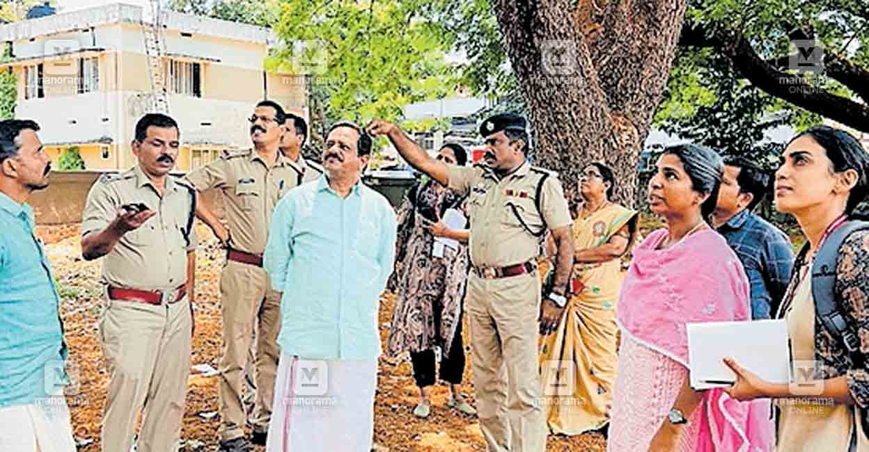 പൊലീസ് മൈതാനം സ്മാരകമാക്കും