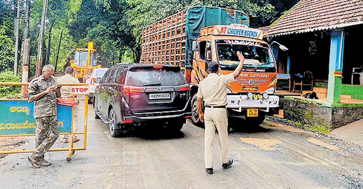 കുടകിലെ ഗതാഗതനിയന്ത്രണം: മരത്തടി കയറ്റിയ വാഹനങ്ങൾക്ക് 20 വരെ ഇളവ് ...