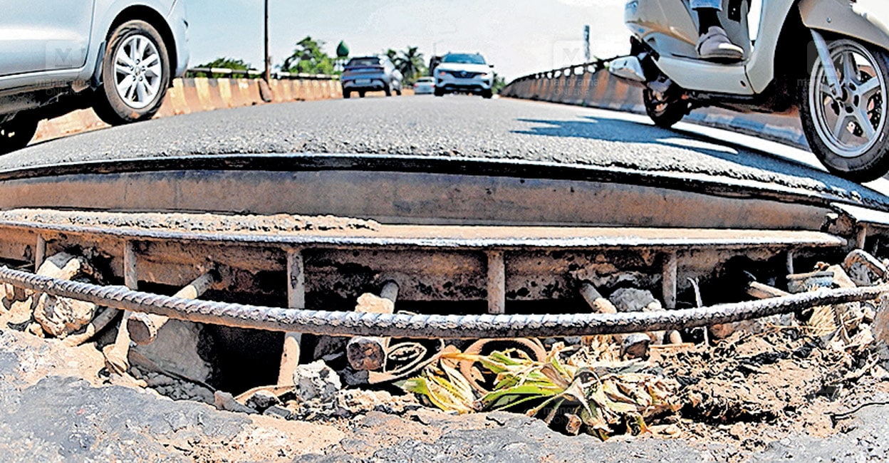 ‘ഇതൊന്നും ഉദ്യോഗസ്ഥർ കാണുന്നില്ലേ..; ഇനിയും എത്രകാലം ഈ കുഴിയിൽ ചാടി ...