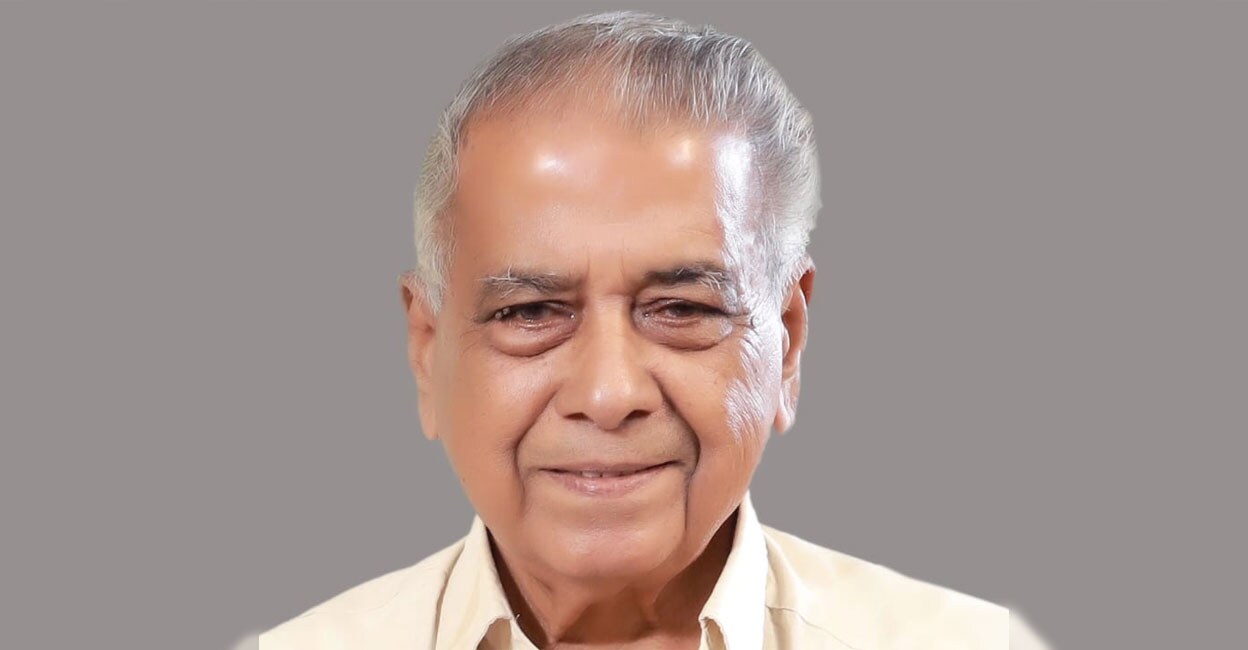 സിപിഎമ്മിനെതിരെ ഫണ്ട് വിവാദം ഉന്നയിച്ച വി.കുഞ്ഞികൃഷ്ണന്റെ സഹോദര ...