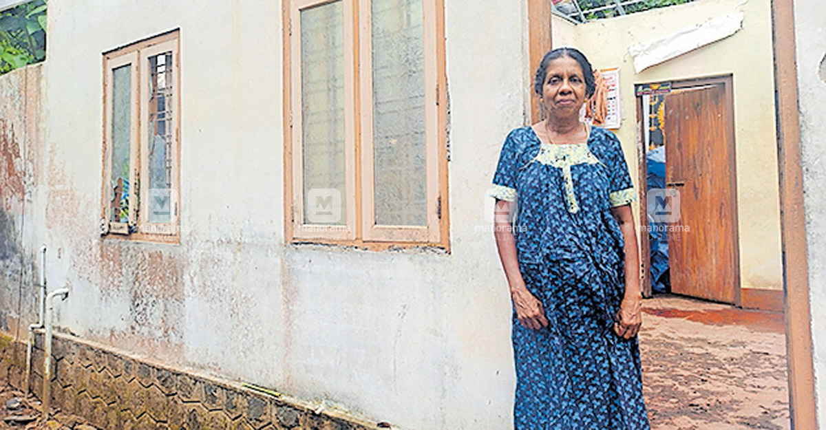 ഞെട്ടലിൽ പത്മിനിയും കുഞ്ഞപ്പനും, കൺമുന്നിലുണ്ടായ അപകടമിങ്ങനെ...