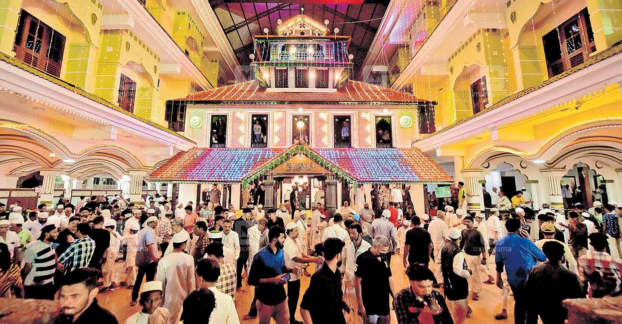 പുണ്യം നിറച്ച് തളങ്കര ഉറൂസിന് സമാപനം