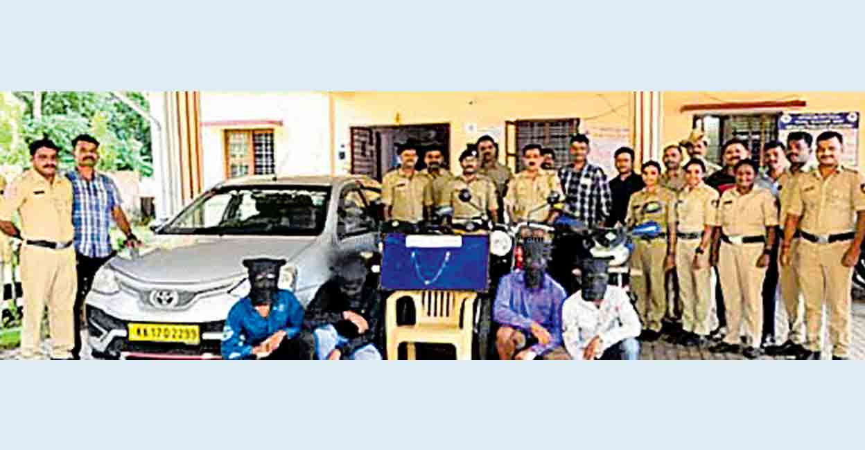 ആഭരണങ്ങളും വാഹനങ്ങളും മോഷ്ടിച്ച സംഘം പിടിയിൽ