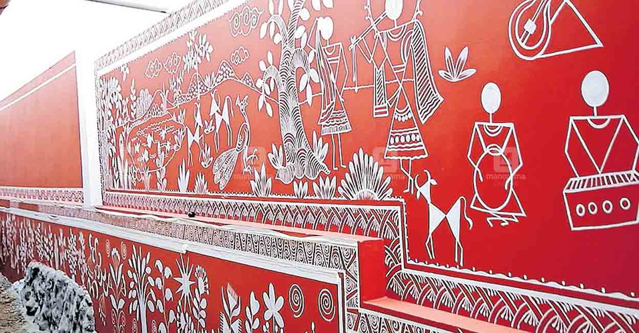 ഗോകുലം ഗോശാലയുടെ ചുമരുകൾക്ക് ഇനി വർളി ചിത്രകലയുടെ ഭംഗി