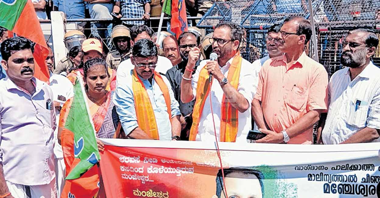 ദേശീയപാതാ നിർമാണ പ്രശ്നങ്ങൾ പരിഹരിച്ചത് ‌ബിജെപി കേന്ദ്രത്തോട് ...