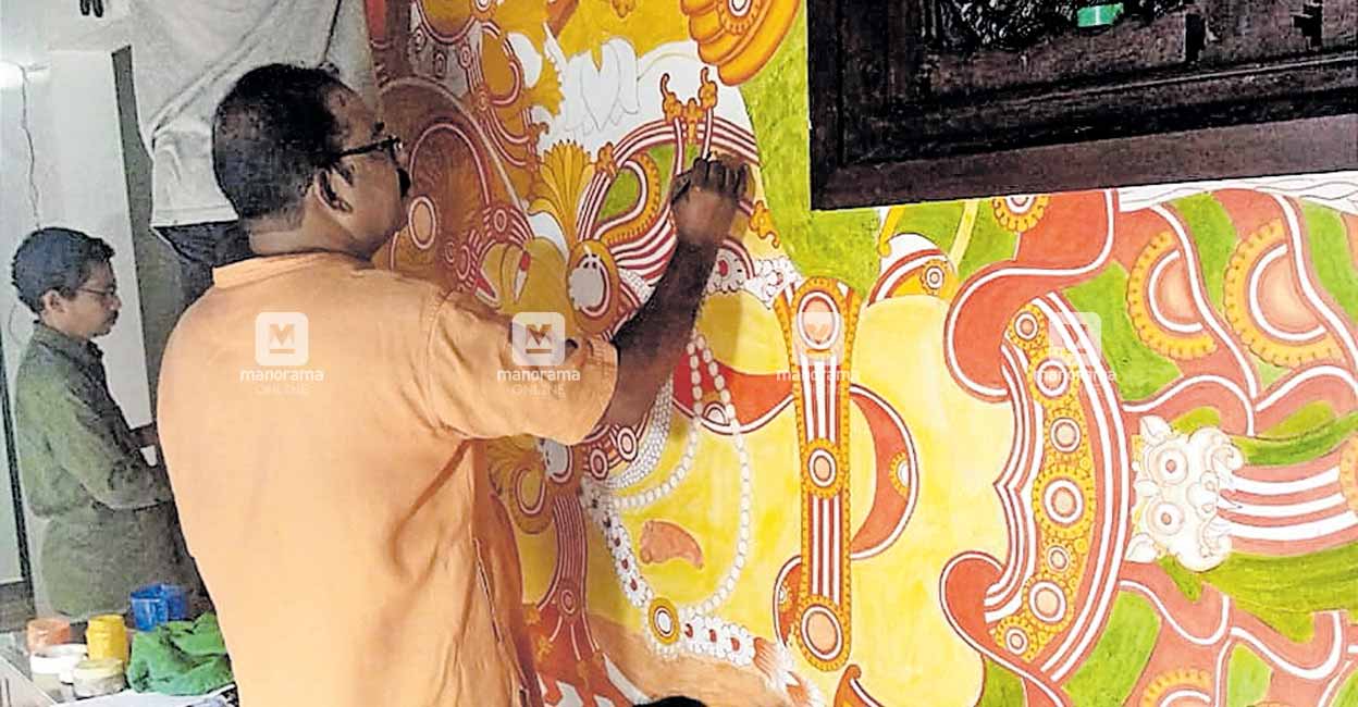 തൃക്കരിപ്പൂരിലെ എട്ടുകെട്ടിന് ശോഭയേകി അനന്തശയനം