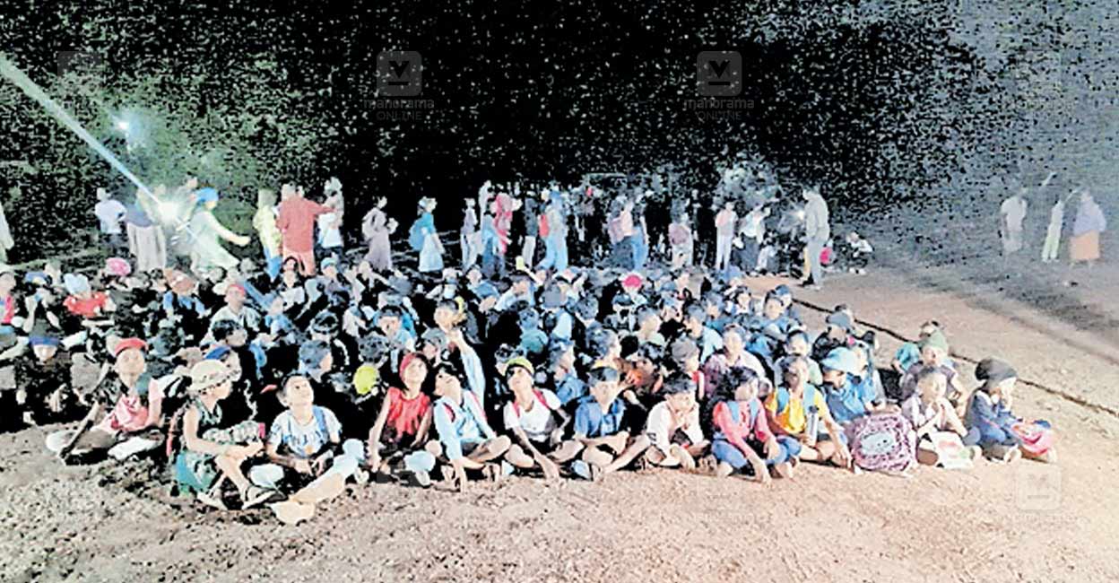 വാനനിരീക്ഷണം നടത്തി പിലിക്കോട് ഗവ.യുപി സ്കൂളിലെ കുട്ടികൾ | Cheruvathur ...