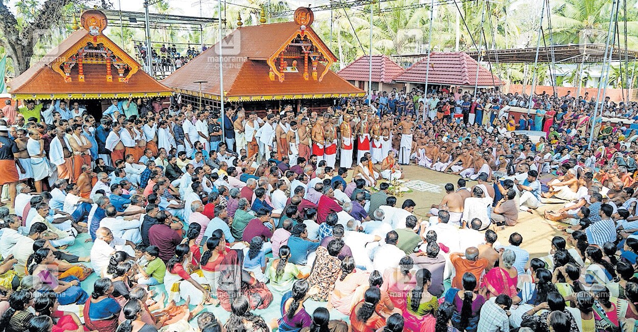 പുതുക്കൈ പെരുങ്കളിയാട്ടം: വരച്ചുവയ്ക്കലിന് ഭക്തജനപ്രവാഹം | Nileshwaram ...