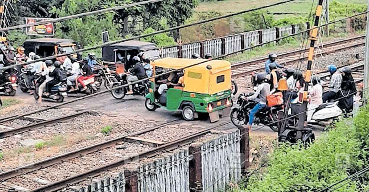കുശാൽനഗർ റെയിൽവേ മേൽപാലം; സ്ഥലമേറ്റെടുപ്പുമായി ബന്ധപ്പെട്ട് സർക്കാ ...