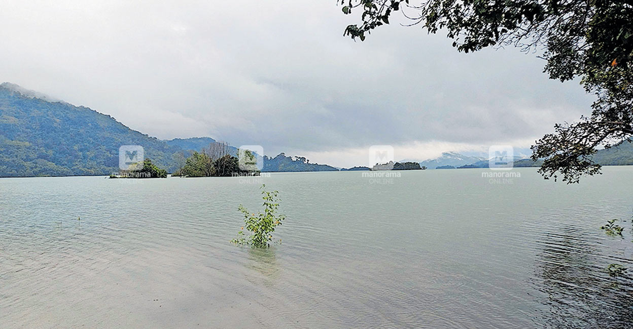 തെന്മല പരപ്പാർ അണക്കെട്ട്: പ്രശ്നപരിഹാരം ‘വെള്ളത്തിൽ’