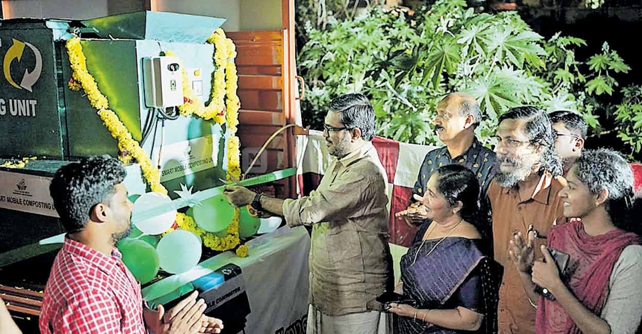 സ്മാർട്ട് മൊബൈൽ കംപോസ്റ്റിങ് യൂണിറ്റ് പ്രവർത്തനോദ്ഘാടനം