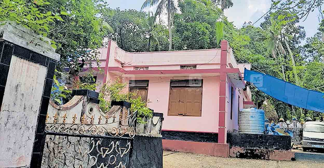 സന്ദീപ് അലറി: ‘നിന്നെയെല്ലാം കുത്തിക്കൊല്ലുമെടീ...’ | Vandana Murder Case In Malayalam ...