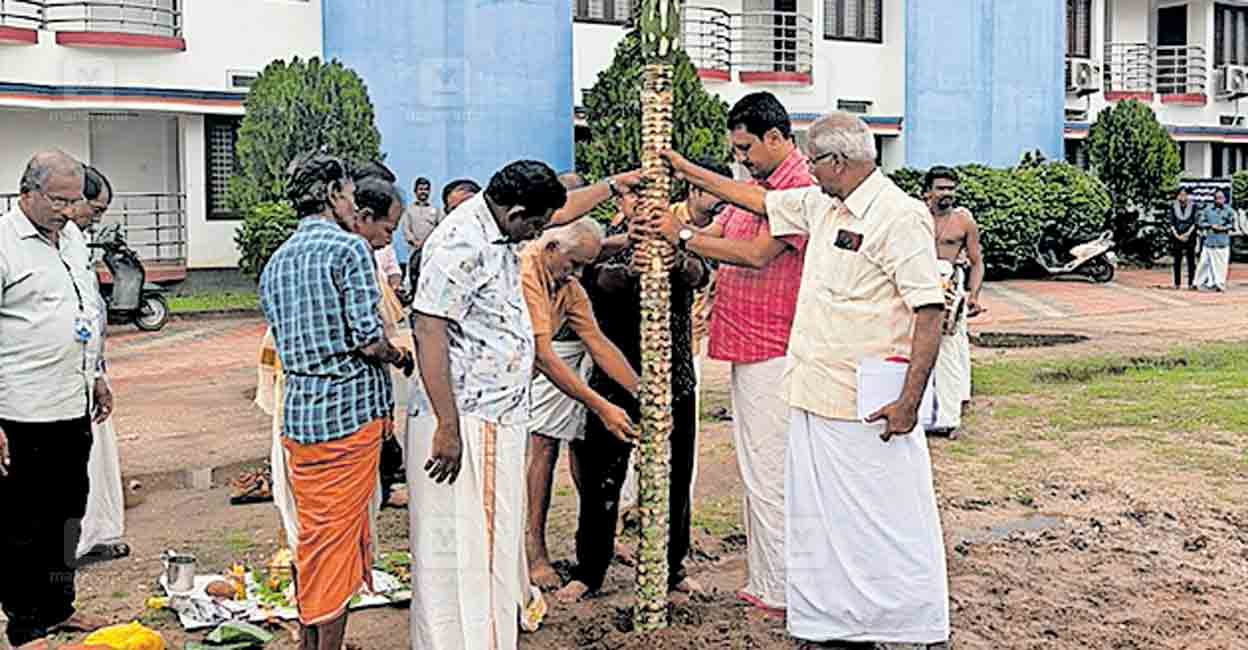 ഓച്ചിറ ക്ഷേത്ര ഭരണസമിതി തിരഞ്ഞെടുപ്പ്: നിയമ പോരാട്ടം വഴിത്തിരിവി ...
