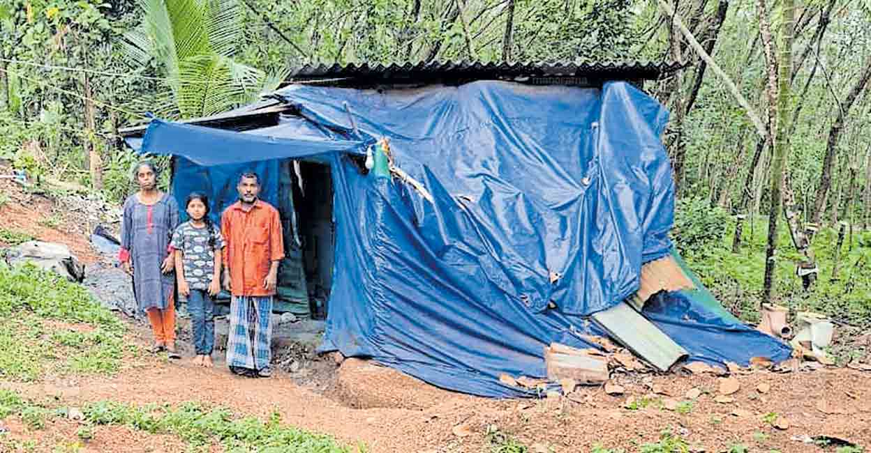 ഇവിടെ ദരിദ്രരുണ്ട് സർ...: അതിദരിദ്ര വിമുക്ത കൊല്ലം ജില്ല പ്രഖ്യാപനം ...