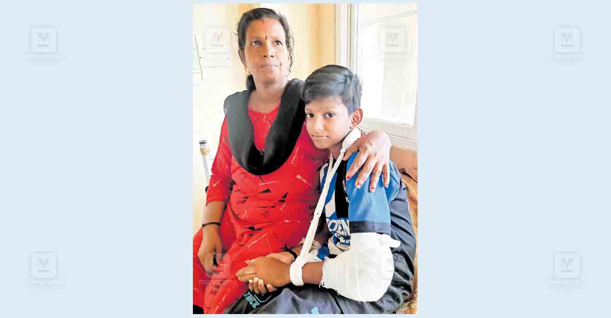 അധികൃതർ അറിഞ്ഞോ, ആരോമൽ ഇപ്പോഴും ആശുപത്രിയിലാണ് | school trip accident ...