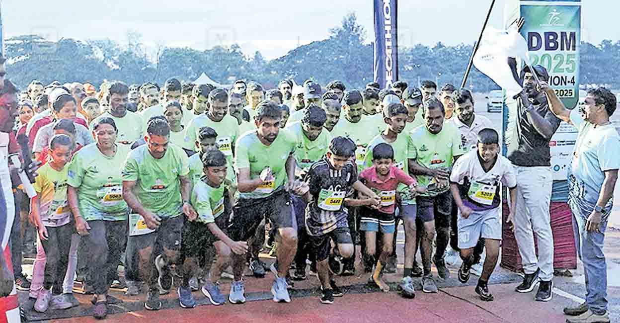 ആവേശമായി ദേശിംഗനാട് ബാക്ക് വാട്ടർ മാരത്തൺ | Kollam Marathon ...