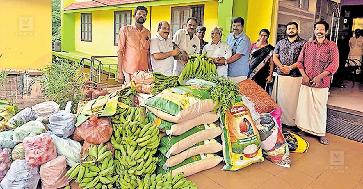 25ാം വർഷവും നെടുവത്തൂരിന്റെ തിരുവോണം സങ്കേതം അന്തേവാസികൾക്കൊപ്പം ...