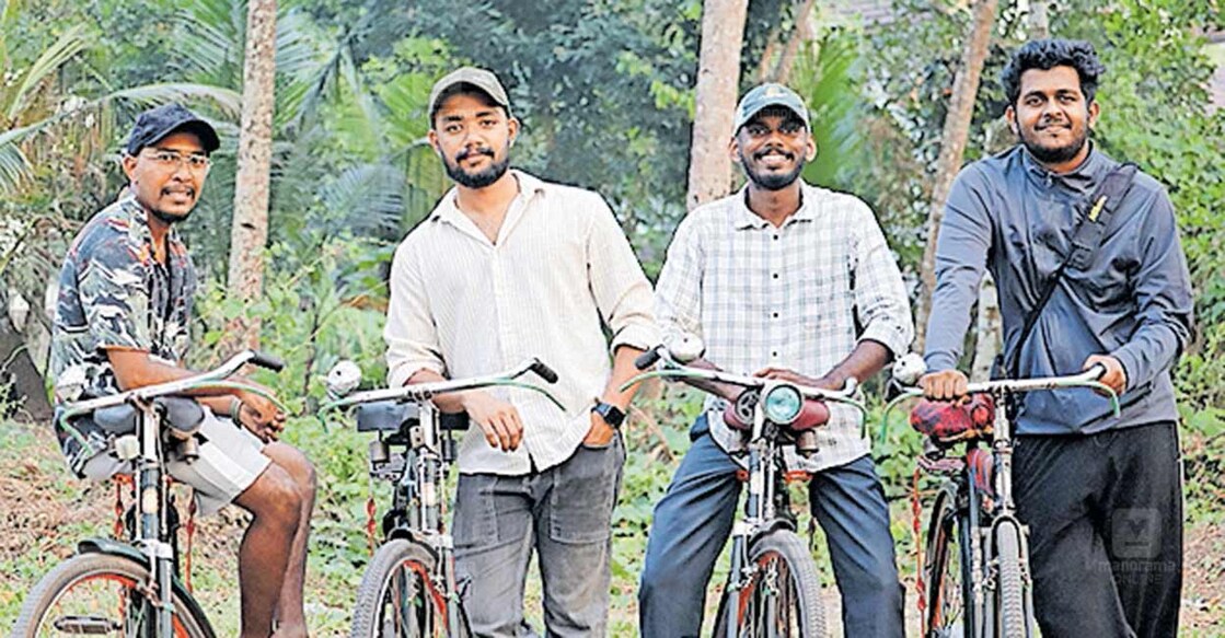60 ദിവസം കൊണ്ട് 3000 കിലോമീറ്റർ ദൂരത്തേക്ക്; സൈക്കിളിൽ സിനിമയിലേക്ക് ...