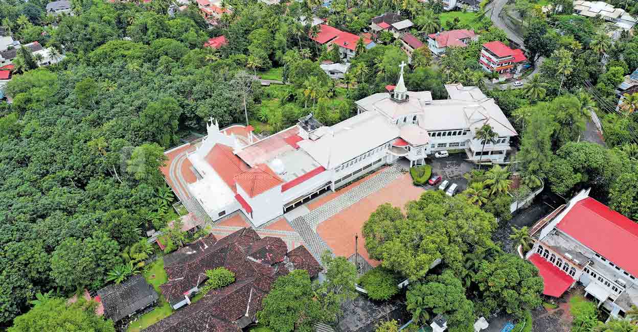 ദേവലോകം പെരുന്നാൾ ജനുവരി 2, 3 തീയതികളിൽ - Devalokam Chuch ...