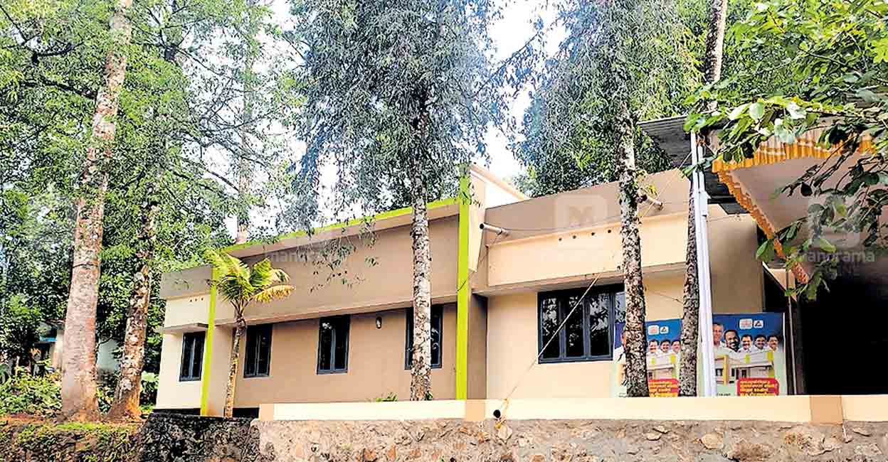 ആധുനിക സൗകര്യങ്ങളോടെ ഇലയ്ക്കാട്, വെളിയന്നൂർ വില്ലേജ് ഓഫിസുകൾ; ഉദ്ഘാടനം നാളെ