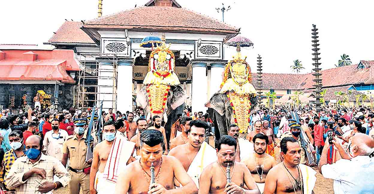 വിശ്വാസപ്പെരുമയിൽ വൈക്കം മഹാദേവ ക്ഷേത്രത്തില്‍ കുംഭാഷ്ടമി