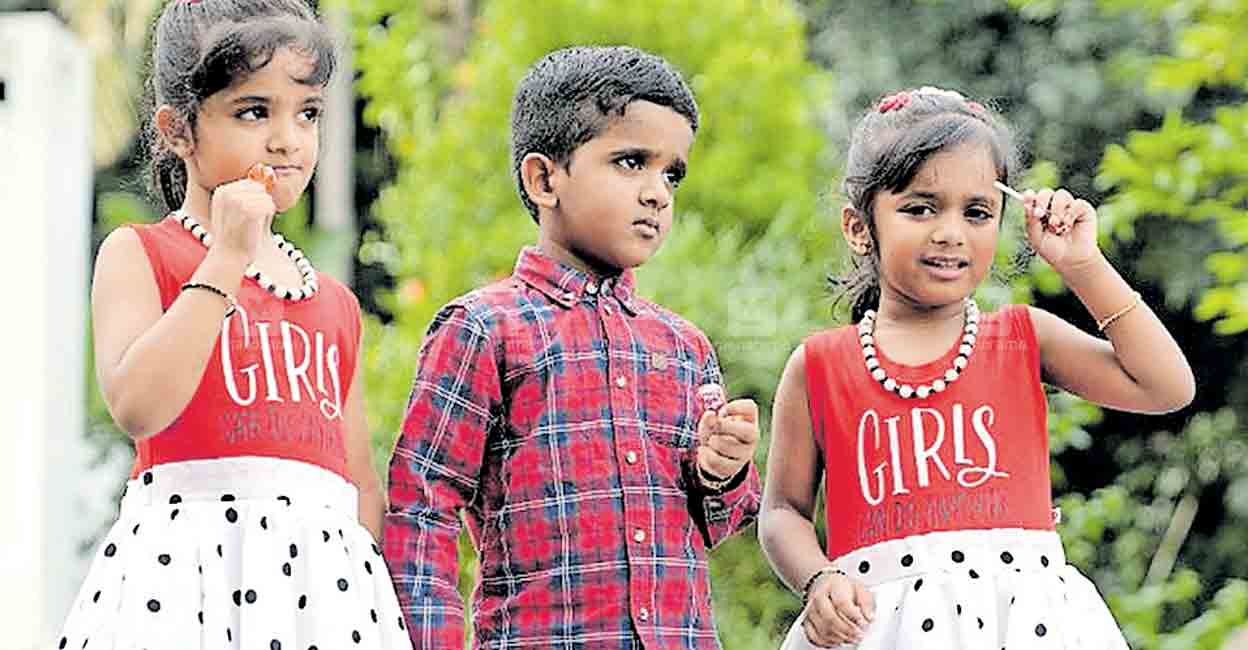 അമ്മ പഠിച്ച അതേ സ്കൂളിലേക്ക് 3 കൺമണികൾ | Kerala School Full Classes ...