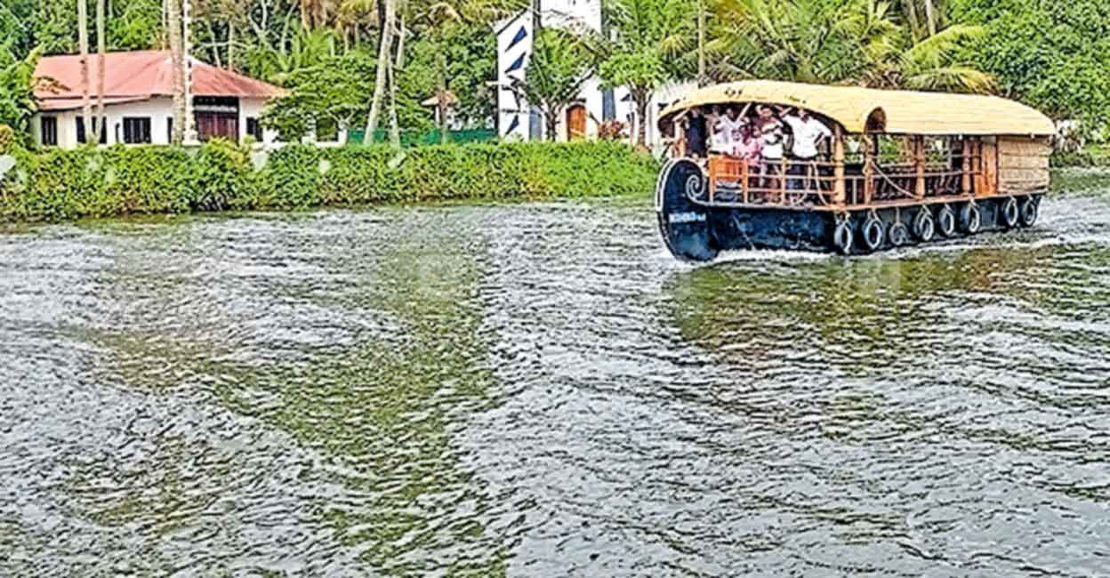 ഇത് സഞ്ചാരികളുടെ ഇഷ്ട സ്ഥലം; ഈ പച്ചത്തുരുത്തിൽ എല്ലാമുണ്ട് | കുമരകം ...
