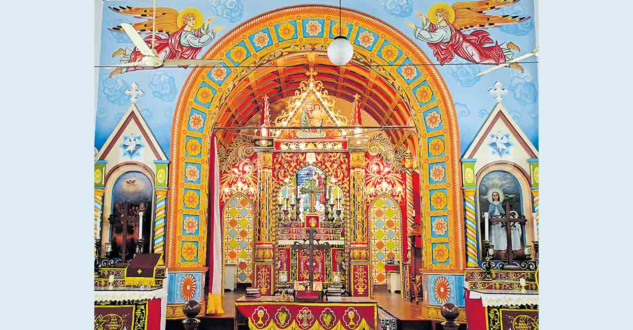 എങ്ങും പെരുന്നാളിന്റെ ആരവങ്ങൾ ഉയരും; മേടം 15 നാണു കൊടിയേറ്റ് ...