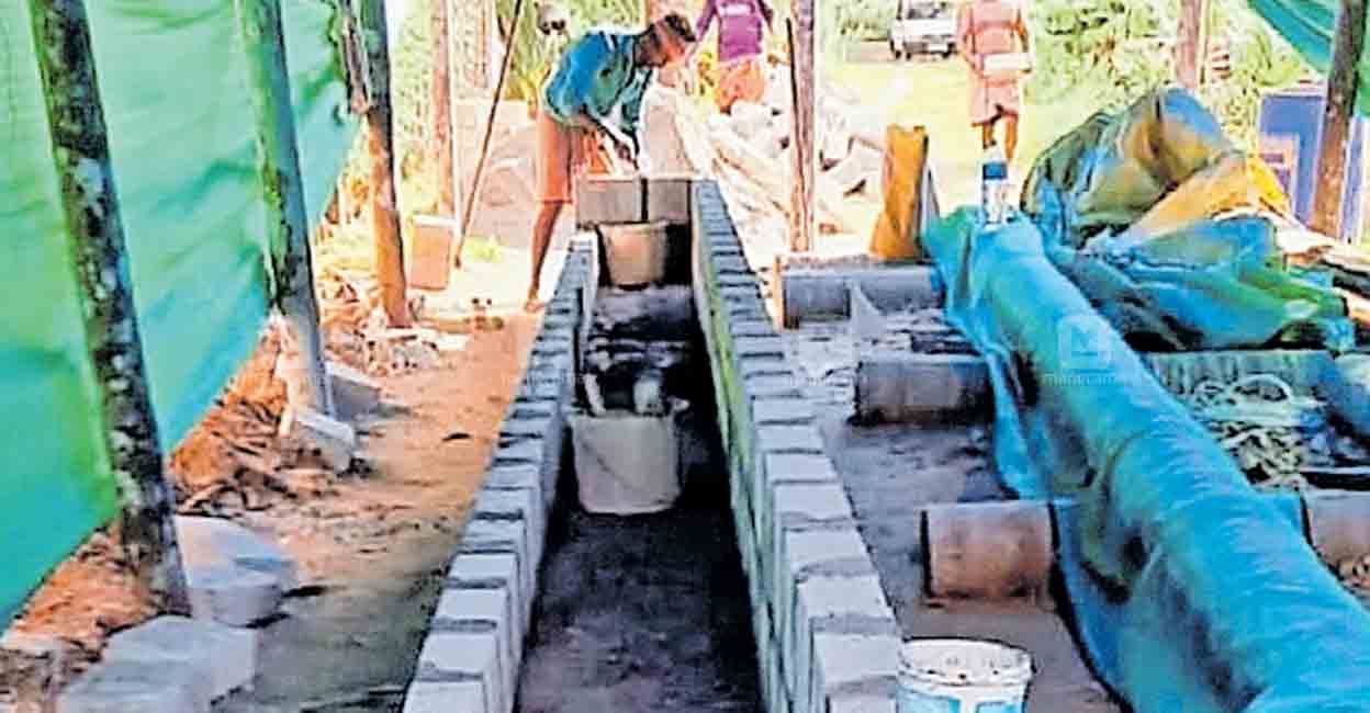 കെനിയയിലെ ക്ഷേത്രത്തിലേക്ക് കോട്ടയം വെച്ചൂരിൽ നിന്ന് കൊടിമരം