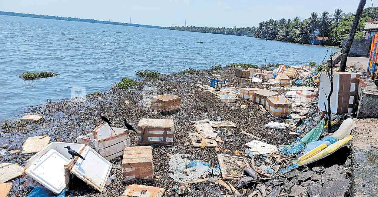 കോവിലകത്തുംകടവ് മാലിന്യക്കടവ് | Kottayam News | Waste Management ...