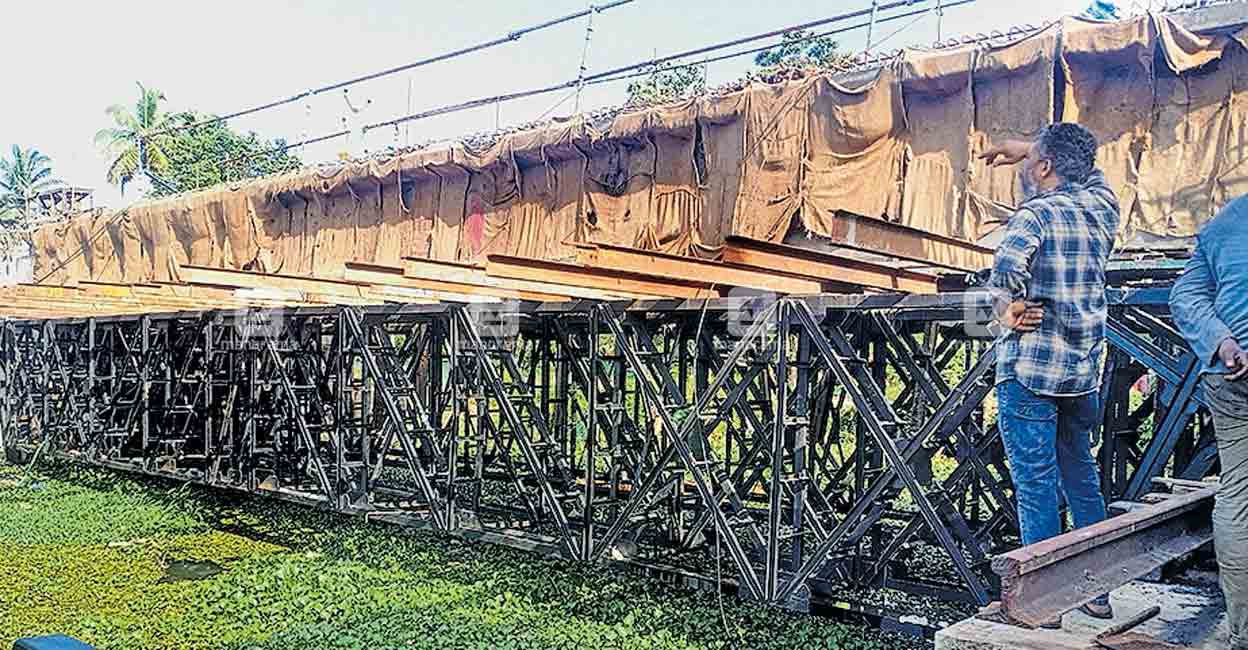 കോണത്താറ്റ് പാലം പണി സെപ്റ്റംബർ 30നു പൂർത്തിയാക്കാൻ നിർദേശം | Kottayam ...
