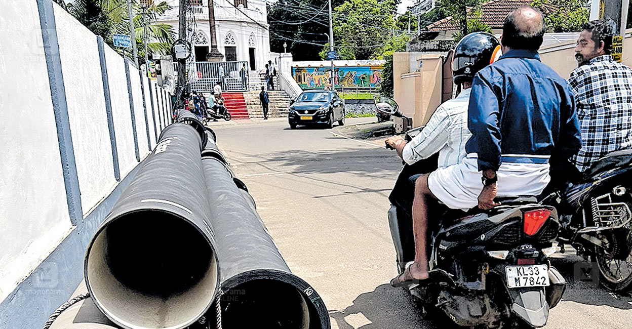 'ജീവനെടുത്ത് പൈപ്പുകൾ': ജീവനെടുക്കുന്ന ജലജീവൻ പൈപ്പുകൾ നിരത്തുക ...