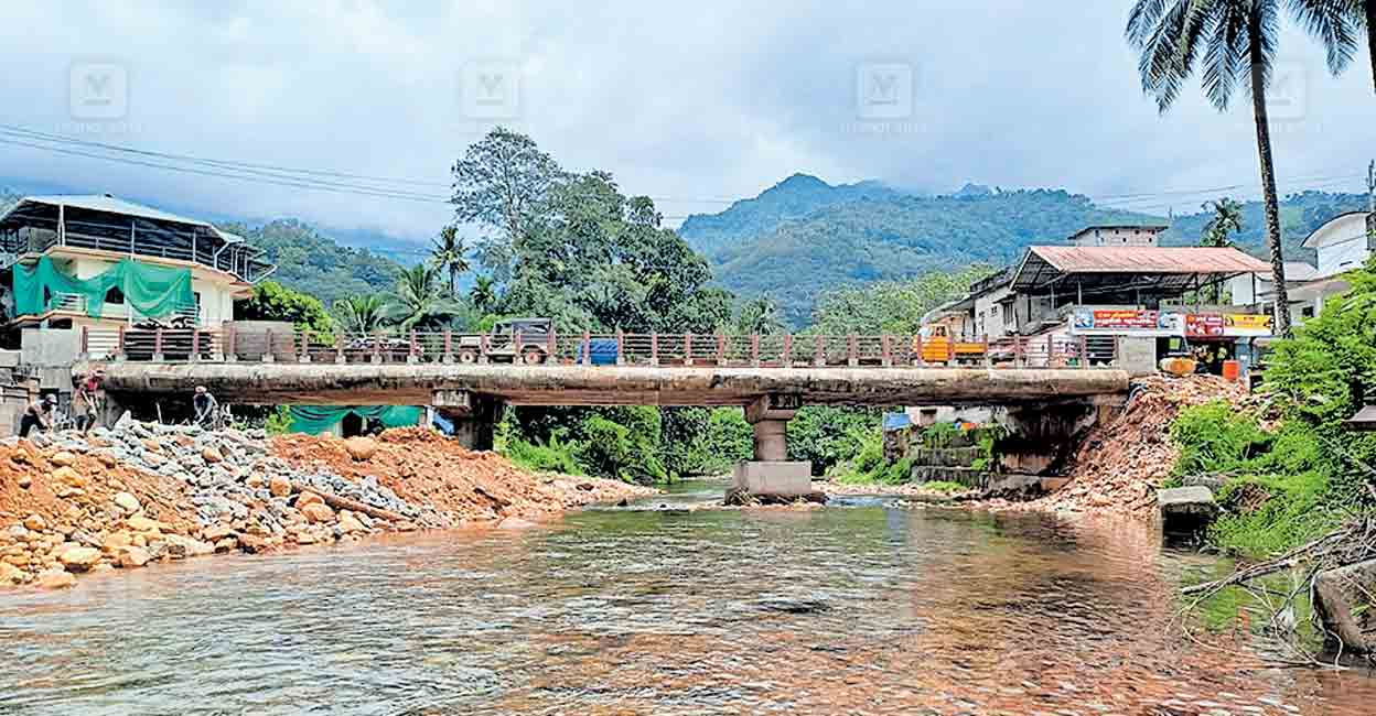 കൂട്ടിക്കൽ പ്രളയ ദുരന്തത്തിന് ഓർമ ദിനം; ഒൻപത് കുടുംബങ്ങൾക്ക് സഹായം ...