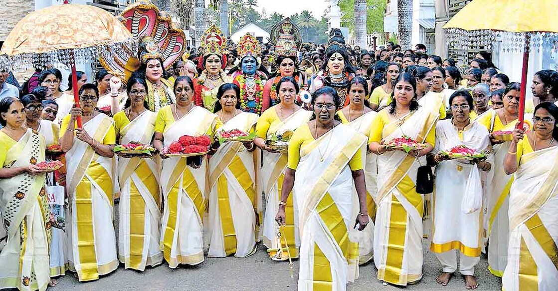 വൈക്കം മഹാദേവ ക്ഷേത്രത്തിലേക്ക് എസ്എൻഡിപി വനിതാസംഘം താലപ്പൊലി | Vaikom ...
