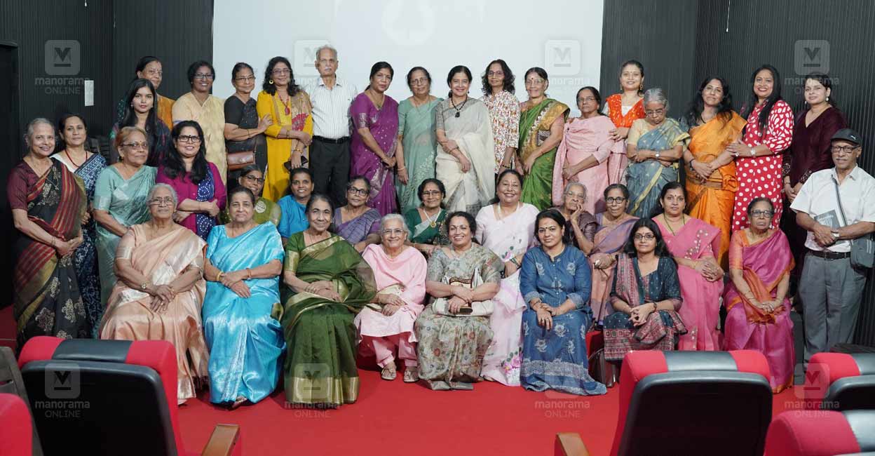 അക്ഷരസ്ത്രീ സാഹിത്യക്കൂട്ടായ്മ വാർഷികം ആഘോഷിച്ചു | Akshara Sthree ...