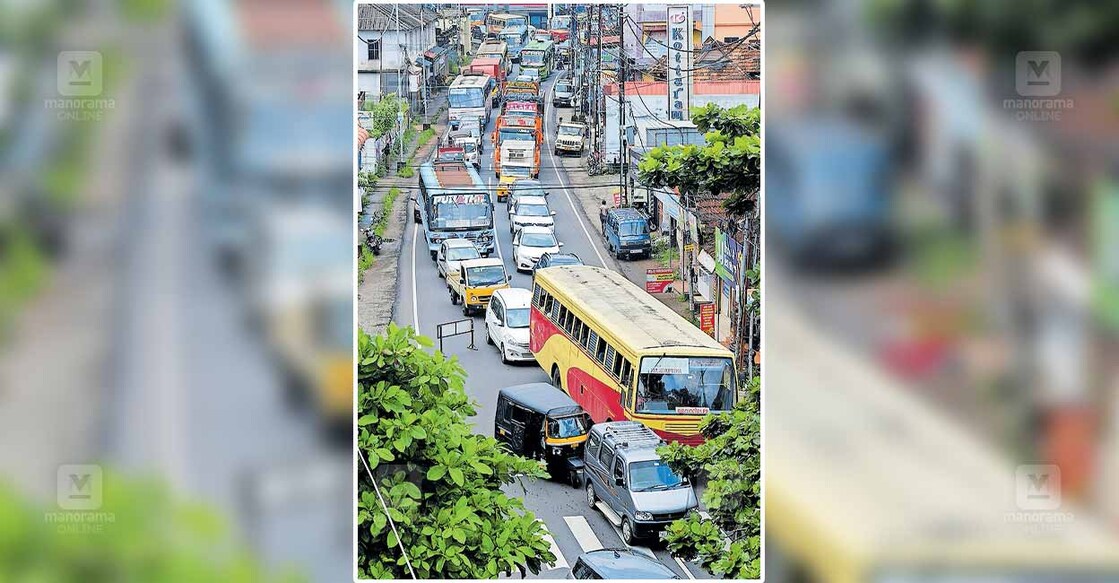 സ്റ്റാർ ജംക്‌ഷനിലെ കലുങ്ക് നിർമാണം നക്ഷത്രമെണ്ണിച്ചു | Kottayam traffic ...