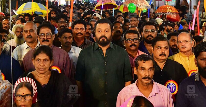 കച്ചവടകാർക്ക് ലോട്ടറി; 10 ദിവസം, 80,000 രൂപ വാടക: സുരേഷ് ഗോപിയുടെ ...