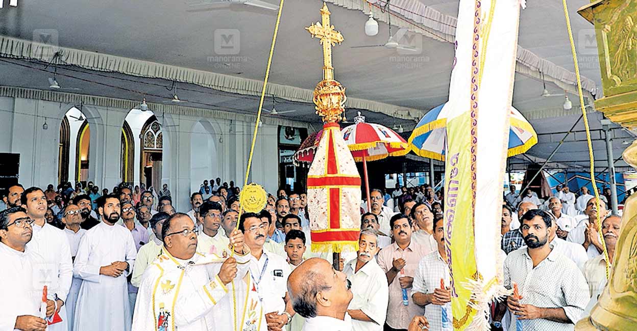 എട്ടുനോമ്പാചരണ നിറവിൽ കുറവിലങ്ങാട് പള്ളി | Kuravilangad Church | Eight ...