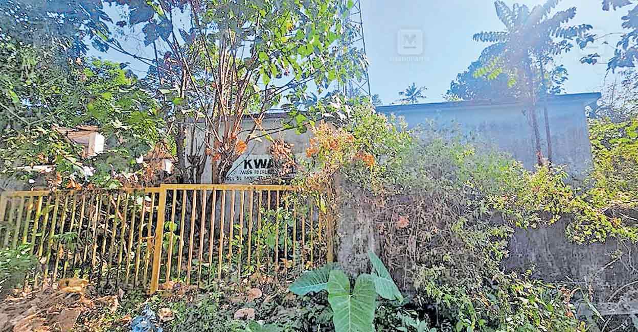 ‘വെള്ളം കുടിപ്പിച്ച് ’ എരുമേലി കുടിവെള്ള പദ്ധതി; വെള്ളത്തിനായി ...