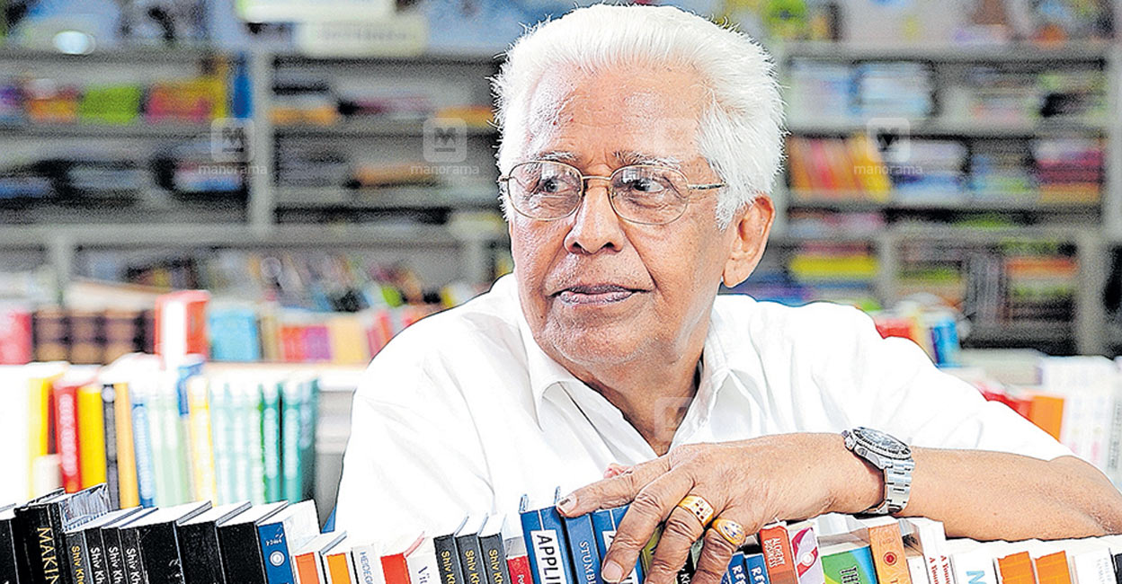 പുസ്തകങ്ങളുമായി ഒഴുകി നടന്നൊരു മനുഷ്യൻ; വിട, കോഴിക്കോടിന്റെ പുസ്തക ...