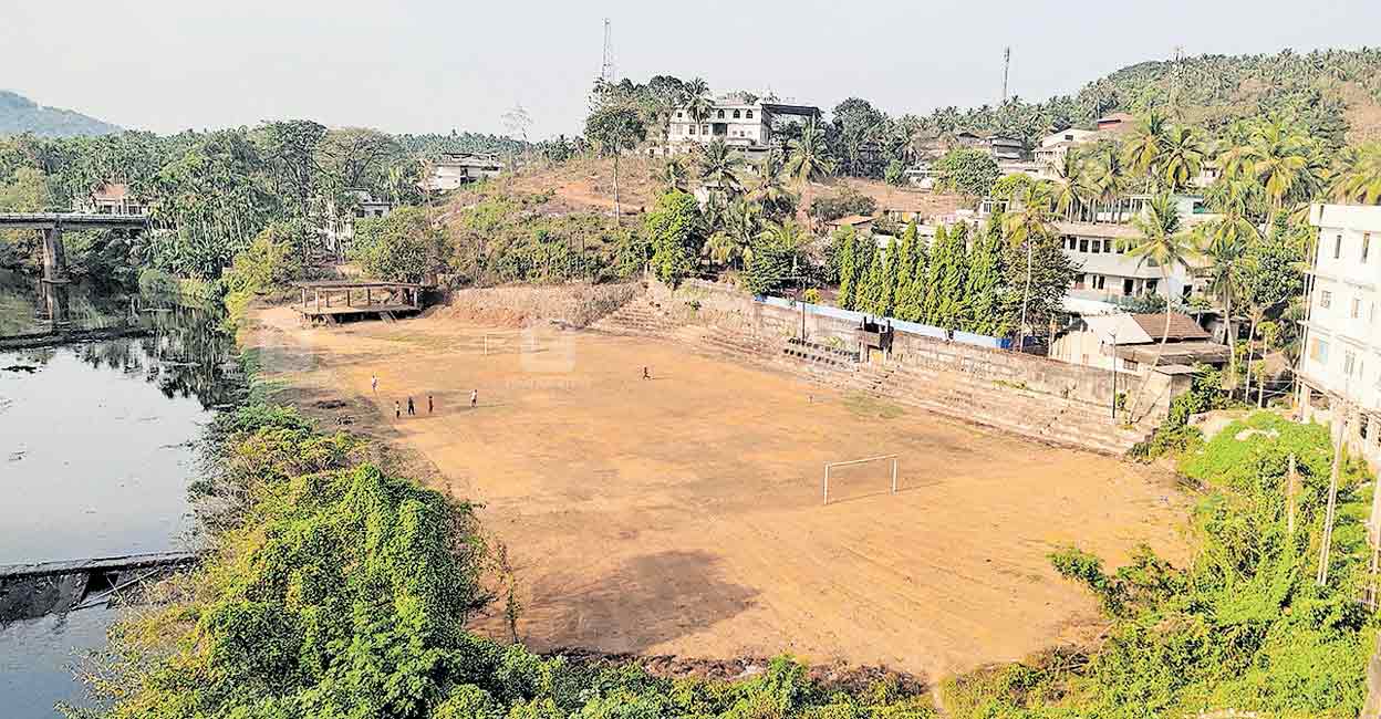കളിയാരവങ്ങളിലേക്ക് കൊടുവള്ളി സ്റ്റേഡിയം