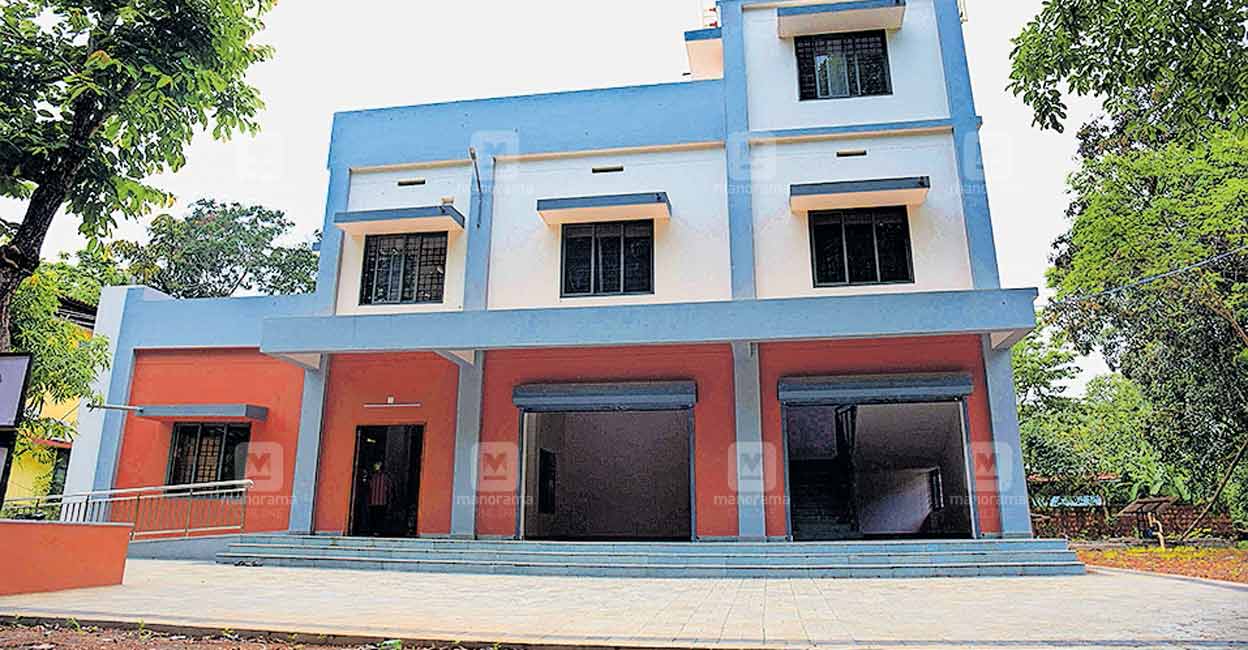 മടപ്പള്ളി കോളജ് കന്റീൻ, ലൈബ്രറി കെട്ടിടം ഉദ്ഘാടനം 28ന്